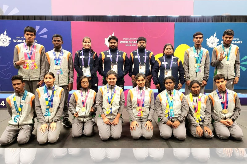Magical Performance by INDIAN SWIM TEAM at Berlin