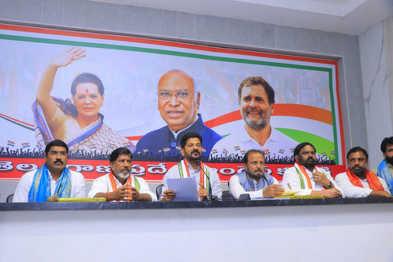 Telangana Congress begins receiving applications from ticket aspirants