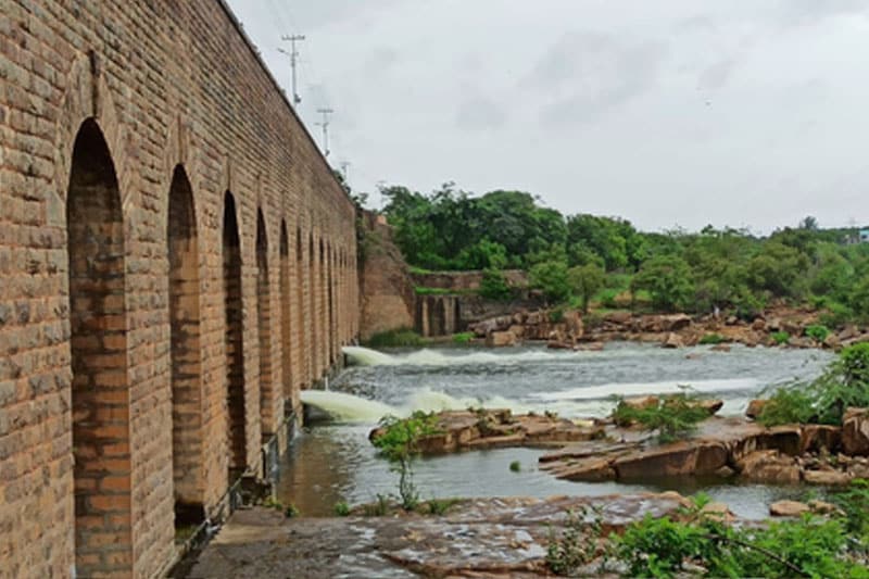 Gates of Hyderabad’s twin reservoirs opened, alert along Musa River