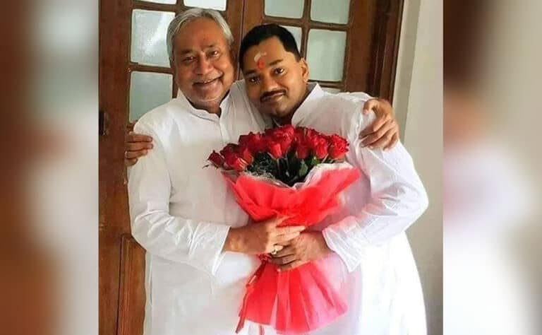 Nishant Kumar hugs father Nitish Kumar after NDA win, photograph goes viral