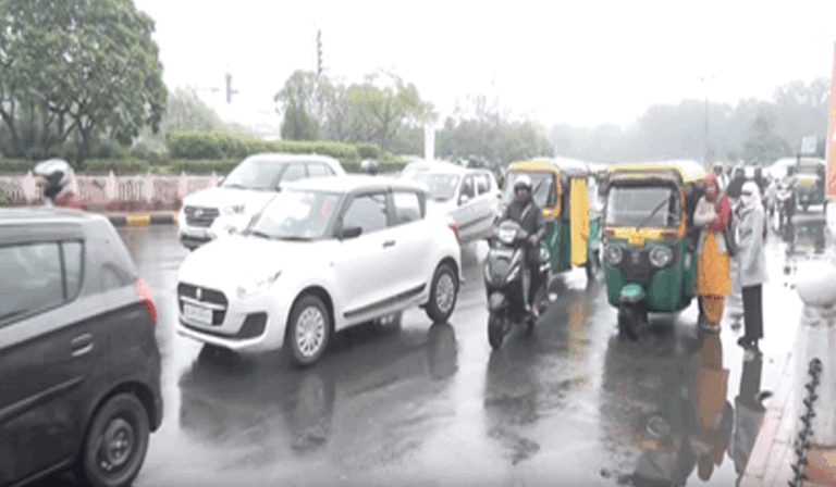 Rain, hail and strong winds lash Rajasthan; yellow and orange alerts issued