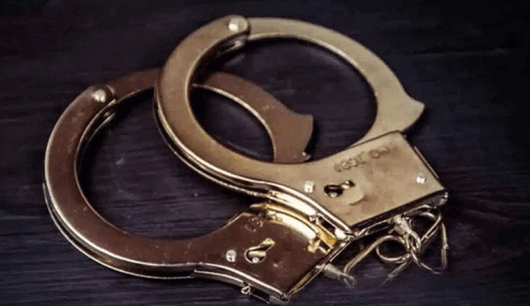 Robber arrested during encounter with police in Patna