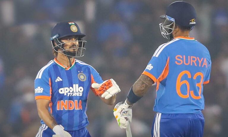 India Crush New Zealand by 7 Wickets in 2nd T20I, Chase Down 209 in ...
