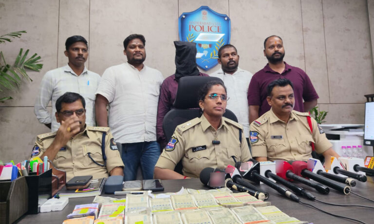Sultan Bazar Police Solve Rs. 9.63 Lakh Cash-In-Transit ATM Theft Case ...