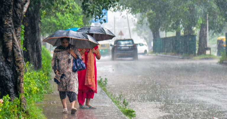 Rain, thunderstorms likely to bring relief from heat in Delhi-NCR ...